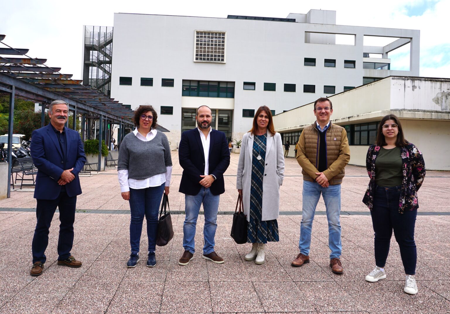 PS/Madeira defende políticas públicas para fixar jovens e inverter ...